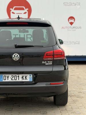 Black Volkswagen Tiguan 2015 in Taurage, with an engine capacity of 1.97 L and mileage of 235 thousand km for 8700 €, photo 23 on AUTOMOTO.COM.LV