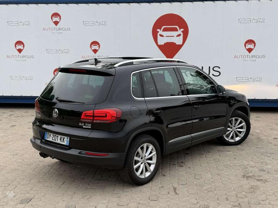Black Volkswagen Tiguan 2015 in Taurage, with an engine capacity of 1.97 L and mileage of 235 thousand km for 8700 €, photo 27 on AUTOMOTO.COM.LV