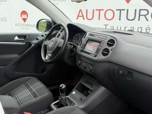 Black Volkswagen Tiguan 2015 in Taurage, with an engine capacity of 1.97 L and mileage of 235 thousand km for 8700 €, photo 38 on AUTOMOTO.COM.LV