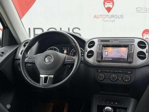 Black Volkswagen Tiguan 2015 in Taurage, with an engine capacity of 1.97 L and mileage of 235 thousand km for 8700 €, photo 41 on AUTOMOTO.COM.LV