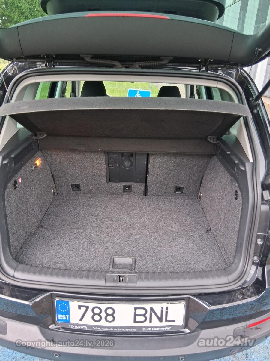 Black Volkswagen Tiguan 2015 in Tallinn, with an engine capacity of 1.40 L and mileage of 112 thousand km for 8290 €, photo 9 on AUTOMOTO.COM.LV