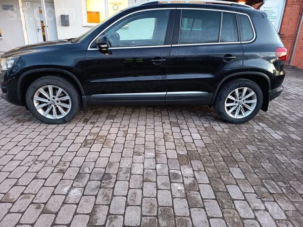 Melns Volkswagen Tiguan 2016 Rīga, ar dzinēja tilpumu 2.00 L un nobraukumu 203 tūkst. km par 10777 €, foto 8 vietnē AUTOMOTO.COM.LV