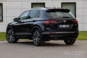 Melns Volkswagen Tiguan 2016 Jelgava, ar dzinēja tilpumu 2.00 L un nobraukumu 0 tūkst. km par 18500 €, foto 4 vietnē AUTOMOTO.COM.LV