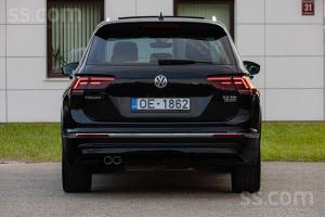 Melns Volkswagen Tiguan 2016 Jelgava, ar dzinēja tilpumu 2.00 L un nobraukumu 0 tūkst. km par 18500 €, foto 5 vietnē AUTOMOTO.COM.LV
