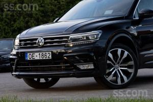 Melns Volkswagen Tiguan 2016 Jelgava, ar dzinēja tilpumu 2.00 L un nobraukumu 0 tūkst. km par 18500 €, foto 8 vietnē AUTOMOTO.COM.LV