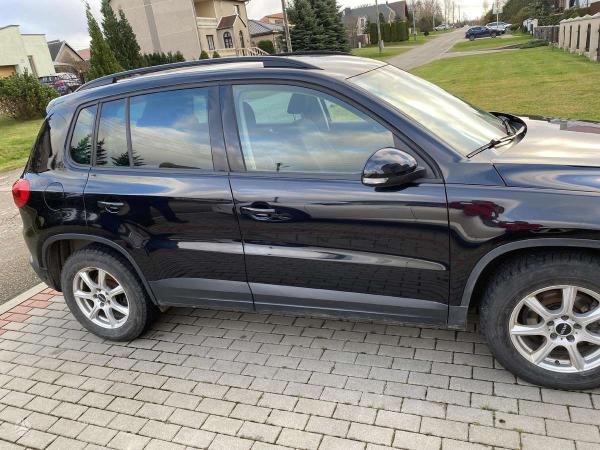 Black Volkswagen Tiguan 2016 in Klaipeda, with an engine capacity of 1.39 L and mileage of 60 thousand km for 10999 €, photo 8 on AUTOMOTO.COM.LV