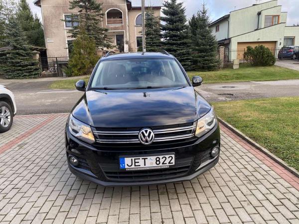 Black Volkswagen Tiguan 2016 in Klaipeda, with an engine capacity of 1.39 L and mileage of 60 thousand km for 10999 €, photo 10 on AUTOMOTO.COM.LV