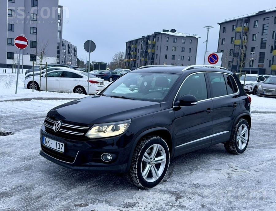 Melns Volkswagen Tiguan 2016 Rīga, ar dzinēja tilpumu 2.00 L un nobraukumu 151 tūkst. km par 17000 €, foto 2 vietnē AUTOMOTO.COM.LV