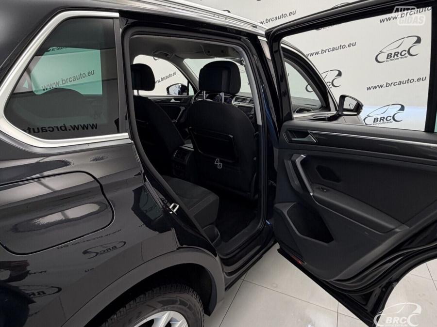 Black Volkswagen Tiguan 2016 in Avizieniai, with an engine capacity of 1.40 L and mileage of 217 thousand km for 14900 €, photo 13 on AUTOMOTO.COM.LV