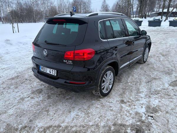 Melns Volkswagen Tiguan 2016 Kaišiadorys, ar dzinēja tilpumu 2.00 L un nobraukumu 284 tūkst. km par 10500 €, foto 5 vietnē AUTOMOTO.COM.LV