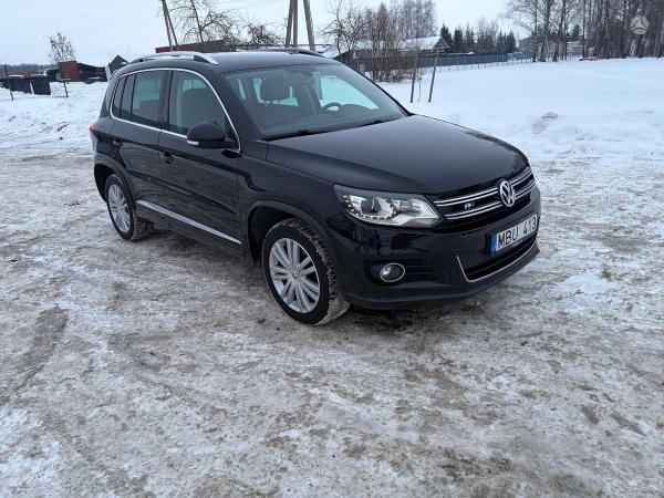 Melns Volkswagen Tiguan 2016 Kaišiadorys, ar dzinēja tilpumu 2.00 L un nobraukumu 284 tūkst. km par 10500 €, foto 7 vietnē AUTOMOTO.COM.LV
