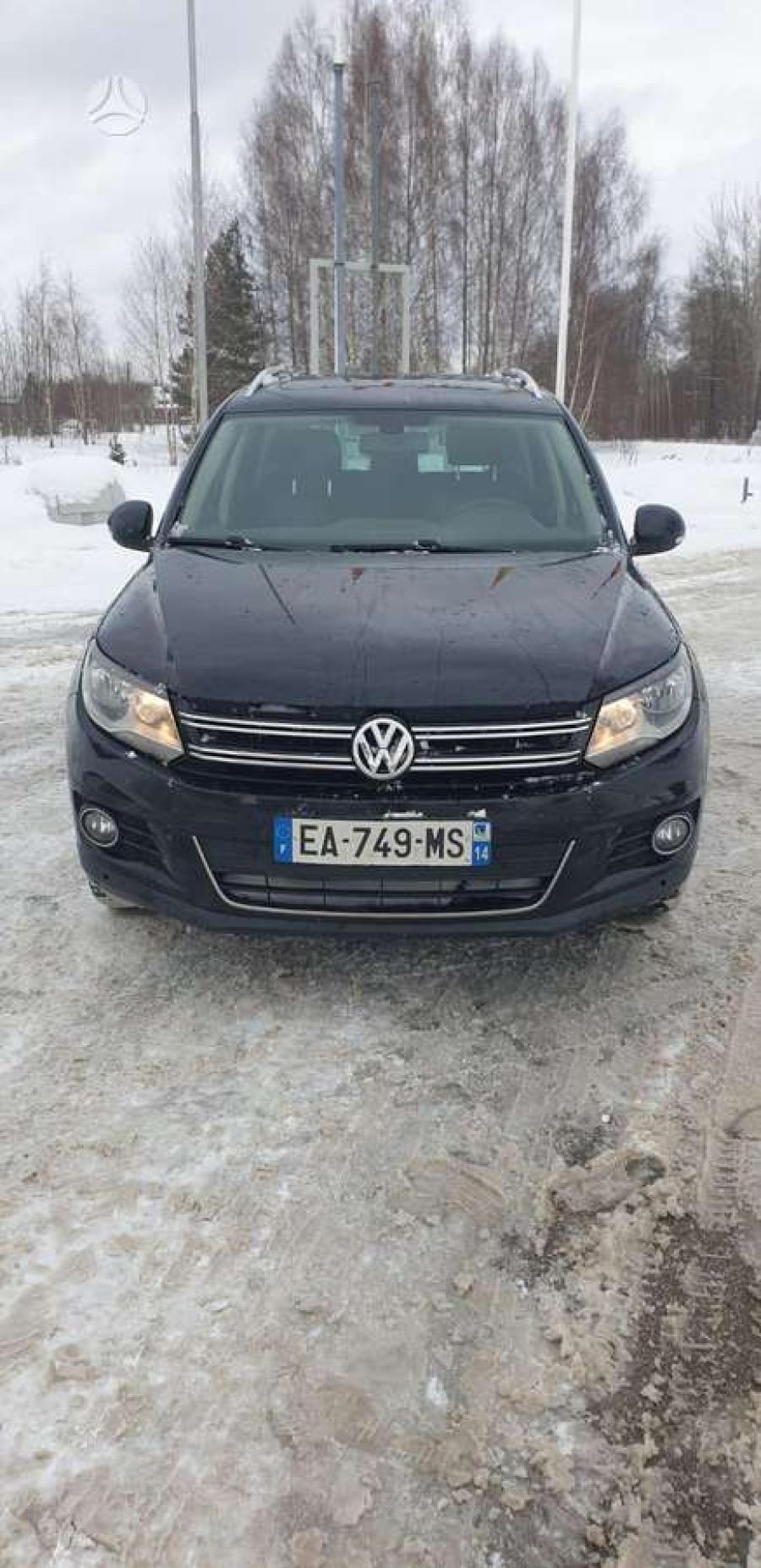 Black Volkswagen Tiguan 2016 in Taurage, with an engine capacity of 1.97 L and mileage of 253 thousand km for 7800 €, photo 1 on AUTOMOTO.COM.LV