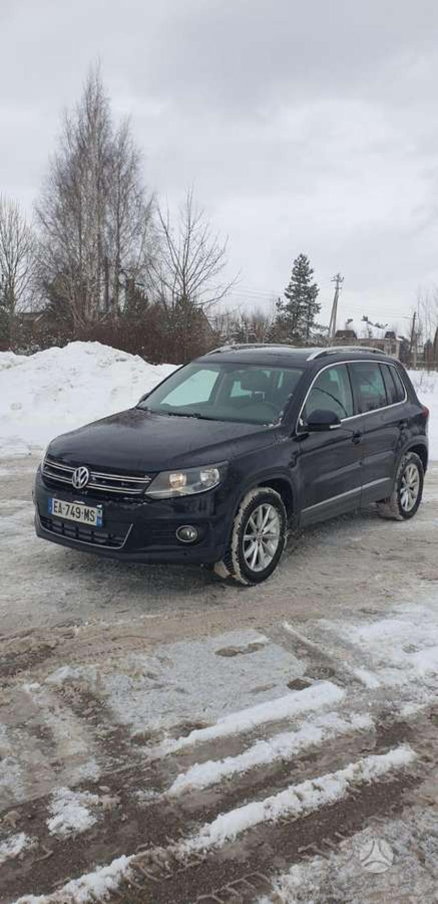 Black Volkswagen Tiguan 2016 in Taurage, with an engine capacity of 1.97 L and mileage of 253 thousand km for 7800 €, photo 2 on AUTOMOTO.COM.LV