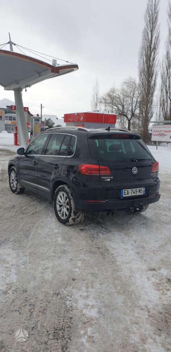 Melns Volkswagen Tiguan 2016 Tauragė, ar dzinēja tilpumu 1.97 L un nobraukumu 253 tūkst. km par 7800 €, foto 6 vietnē AUTOMOTO.COM.LV