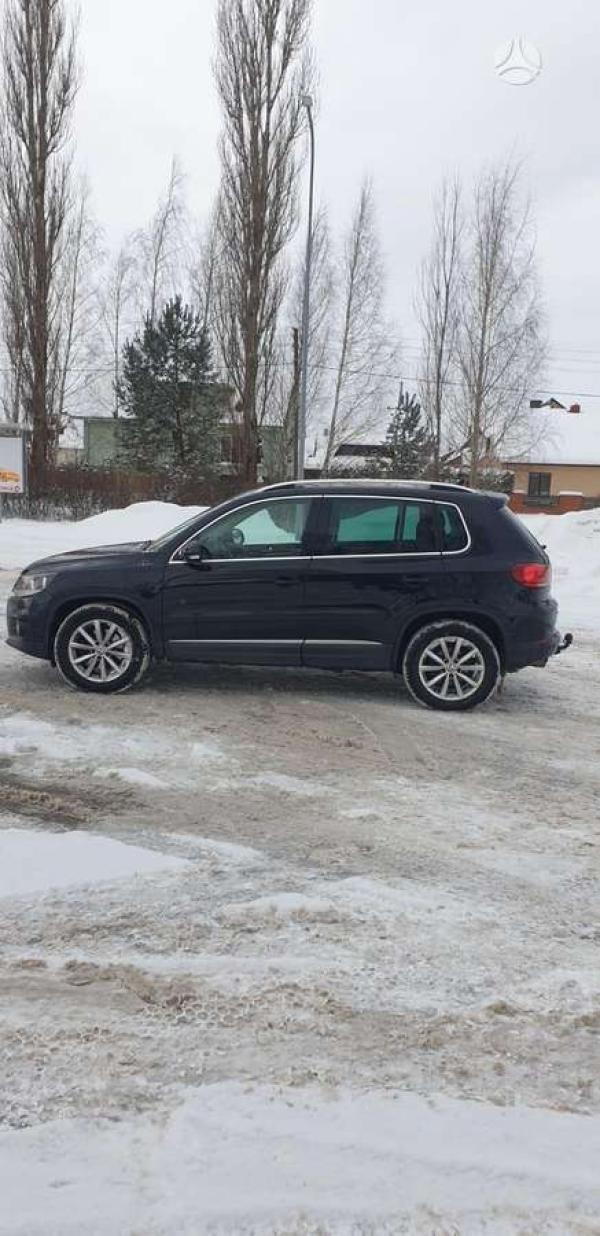 Melns Volkswagen Tiguan 2016 Tauragė, ar dzinēja tilpumu 1.97 L un nobraukumu 253 tūkst. km par 7800 €, foto 9 vietnē AUTOMOTO.COM.LV