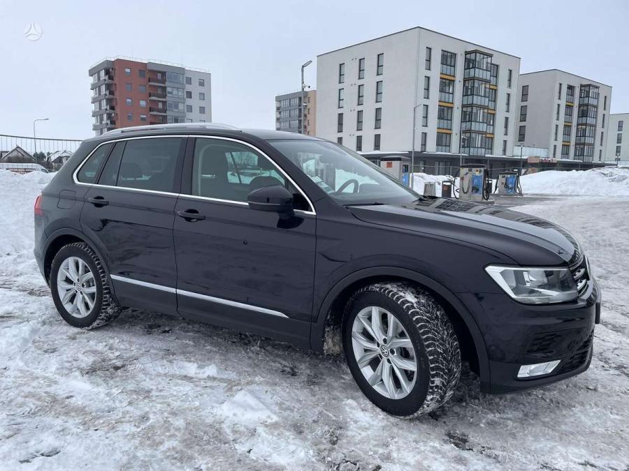 Melns Volkswagen Tiguan 2016 Klaipėda, ar dzinēja tilpumu 1.97 L un nobraukumu 230 tūkst. km par 13200 €, foto 3 vietnē AUTOMOTO.COM.LV