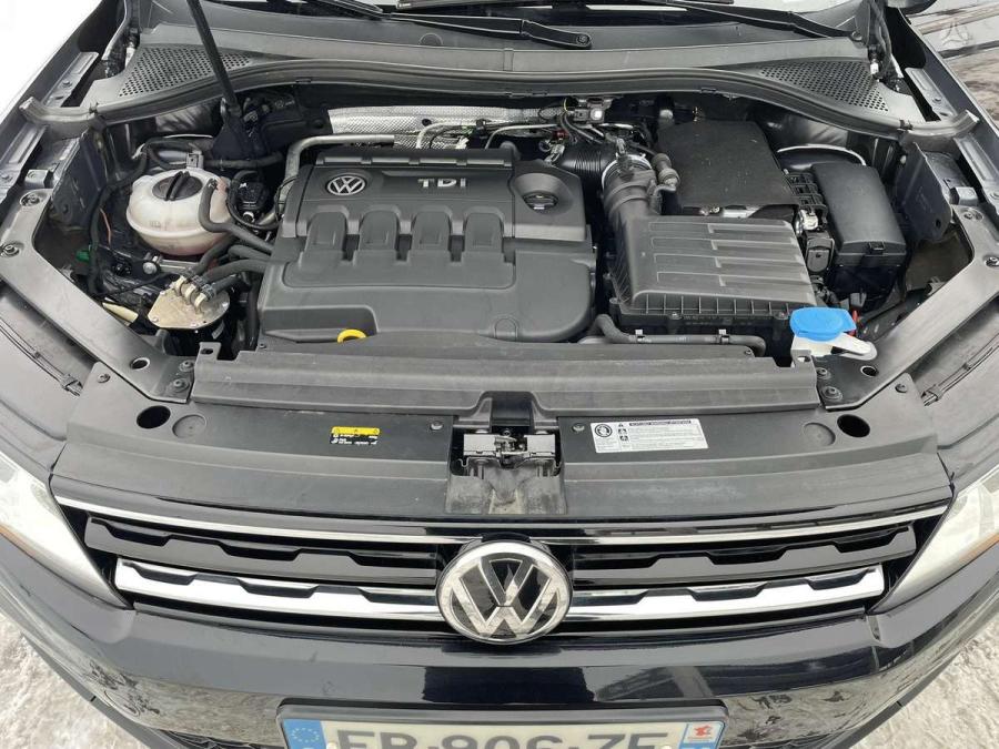 Melns Volkswagen Tiguan 2016 Klaipėda, ar dzinēja tilpumu 1.97 L un nobraukumu 230 tūkst. km par 13200 €, foto 17 vietnē AUTOMOTO.COM.LV