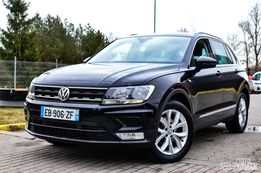 Black Volkswagen Tiguan 2016 in Kretinga, with an engine capacity of 2.00 L and mileage of 240 thousand km for 12900 €, photo 1 on AUTOMOTO.COM.LV