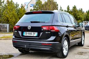 Black Volkswagen Tiguan 2016 in Kretinga, with an engine capacity of 2.00 L and mileage of 240 thousand km for 12900 €, photo 6 on AUTOMOTO.COM.LV