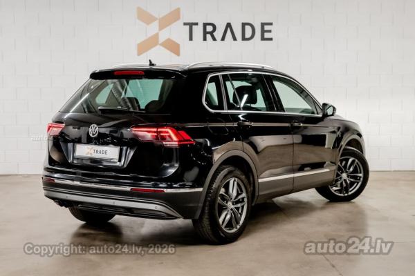 Melns Volkswagen Tiguan 2016 Tallina, ar dzinēja tilpumu 2.00 L un nobraukumu 195 tūkst. km par 16799 €, foto 5 vietnē AUTOMOTO.COM.LV