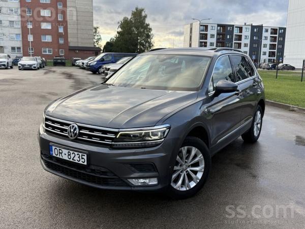 Melns Volkswagen Tiguan 2016 Jelgava, ar dzinēja tilpumu 2.00 L un nobraukumu 0 tūkst. km par 15500 €, foto 3 vietnē AUTOMOTO.COM.LV