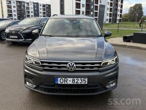 Melns Volkswagen Tiguan 2016 Jelgava, ar dzinēja tilpumu 2.00 L un nobraukumu 0 tūkst. km par 15500 €, foto 6 vietnē AUTOMOTO.COM.LV