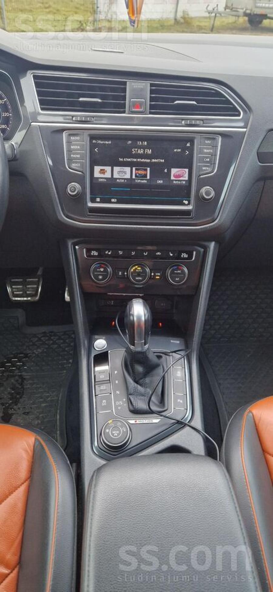 Melns Volkswagen Tiguan 2016 Daugavpils, ar dzinēja tilpumu 2.00 L un nobraukumu 254 tūkst. km par 16450 €, foto 12 vietnē AUTOMOTO.COM.LV