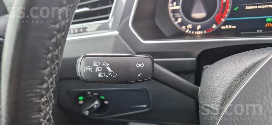 Melns Volkswagen Tiguan 2016 Daugavpils, ar dzinēja tilpumu 2.00 L un nobraukumu 254 tūkst. km par 16450 €, foto 14 vietnē AUTOMOTO.COM.LV