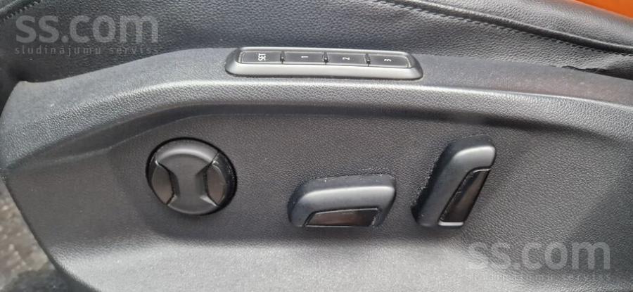 Melns Volkswagen Tiguan 2016 Daugavpils, ar dzinēja tilpumu 2.00 L un nobraukumu 254 tūkst. km par 16450 €, foto 31 vietnē AUTOMOTO.COM.LV