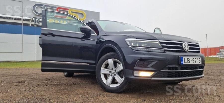Melns Volkswagen Tiguan 2016 Daugavpils, ar dzinēja tilpumu 2.00 L un nobraukumu 254 tūkst. km par 16450 €, foto 32 vietnē AUTOMOTO.COM.LV