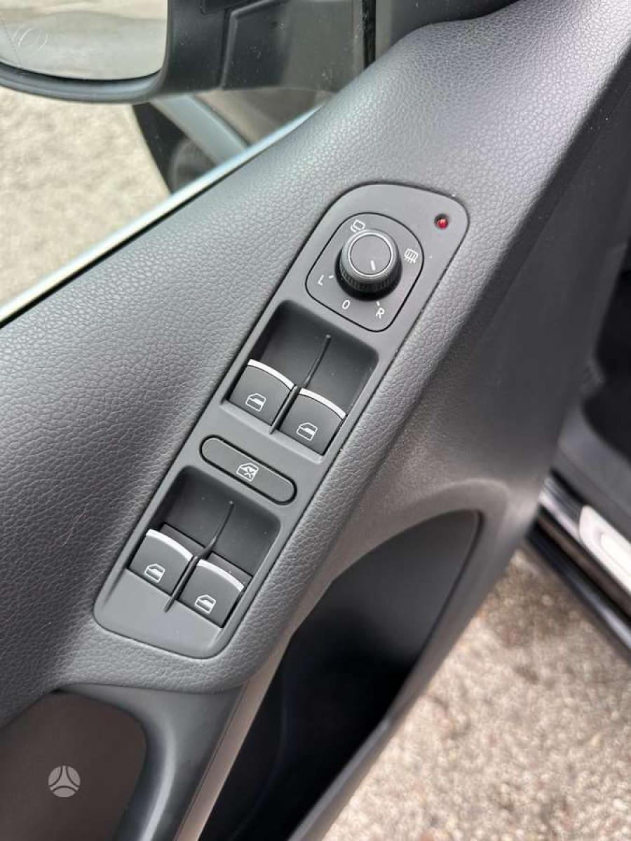 Melns Volkswagen Tiguan 2016 Marijampole, ar dzinēja tilpumu 1.39 L un nobraukumu 248 tūkst. km par 9550 €, foto 18 vietnē AUTOMOTO.COM.LV