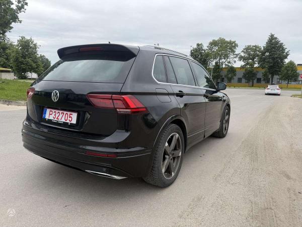 Melns Volkswagen Tiguan 2016 Panevēža, ar dzinēja tilpumu 1.97 L un nobraukumu 274 tūkst. km par 15999 €, foto 8 vietnē AUTOMOTO.COM.LV