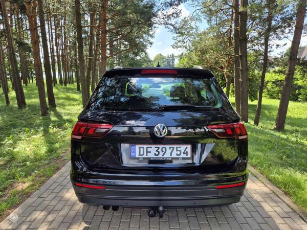 Melns Volkswagen Tiguan 2016 Utena, ar dzinēja tilpumu 1.97 L un nobraukumu 284 tūkst. km par 14990 €, foto 8 vietnē AUTOMOTO.COM.LV