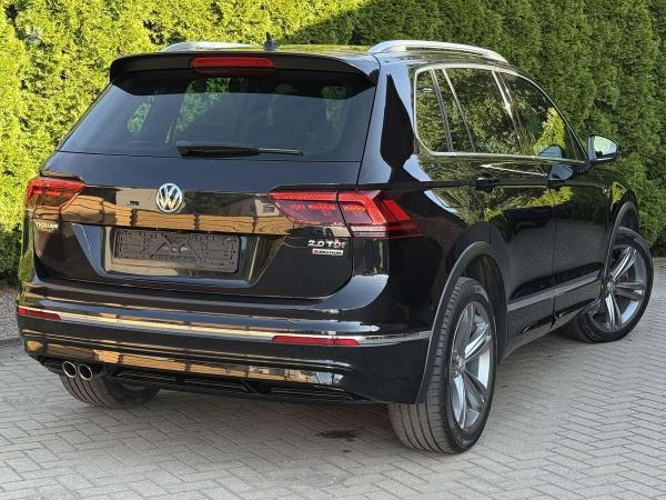 Melns Volkswagen Tiguan 2016 Jonava, ar dzinēja tilpumu 1.97 L un nobraukumu 196 tūkst. km par 16600 €, foto 7 vietnē AUTOMOTO.COM.LV