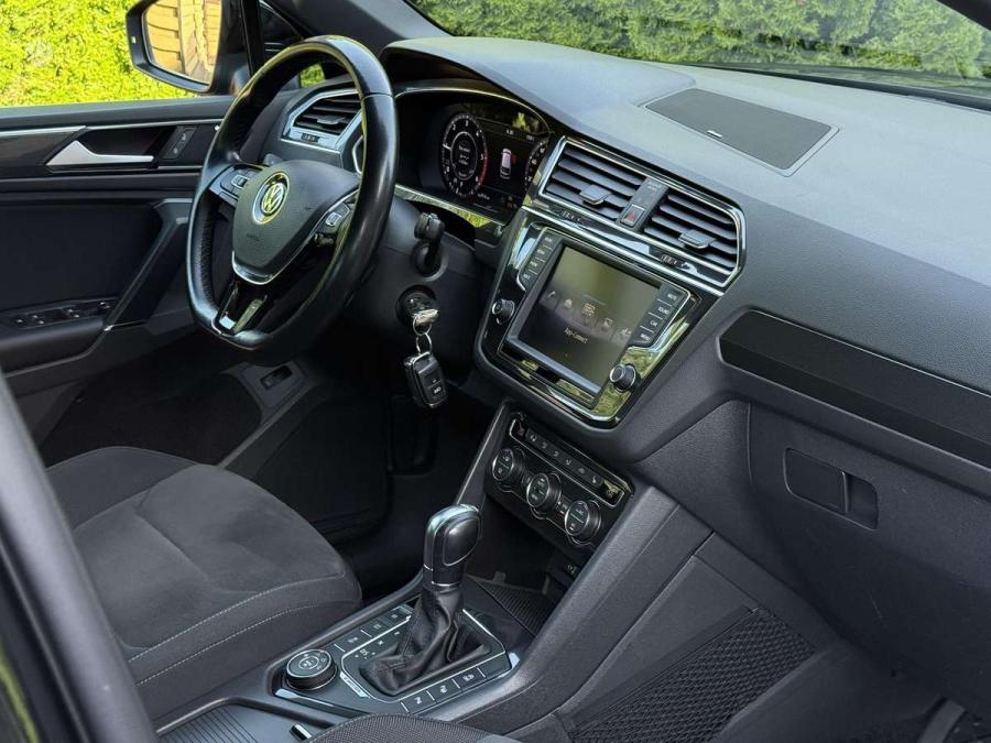 Melns Volkswagen Tiguan 2016 Jonava, ar dzinēja tilpumu 1.97 L un nobraukumu 196 tūkst. km par 16600 €, foto 23 vietnē AUTOMOTO.COM.LV