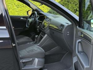 Melns Volkswagen Tiguan 2016 Jonava, ar dzinēja tilpumu 1.97 L un nobraukumu 196 tūkst. km par 16600 €, foto 25 vietnē AUTOMOTO.COM.LV