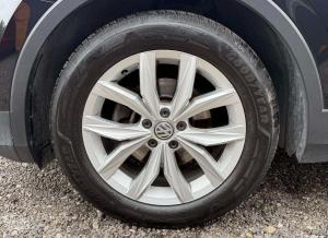 Melns Volkswagen Tiguan 2016 Kauņa, ar dzinēja tilpumu 2.00 L un nobraukumu 236 tūkst. km par 13950 €, foto 10 vietnē AUTOMOTO.COM.LV