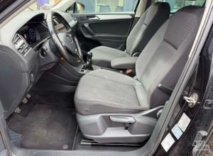 Melns Volkswagen Tiguan 2016 Kauņa, ar dzinēja tilpumu 2.00 L un nobraukumu 236 tūkst. km par 13950 €, foto 11 vietnē AUTOMOTO.COM.LV