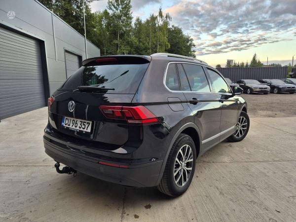 Melns Volkswagen Tiguan 2016 Utena, ar dzinēja tilpumu 1.97 L un nobraukumu 284 tūkst. km par 12990 €, foto 4 vietnē AUTOMOTO.COM.LV