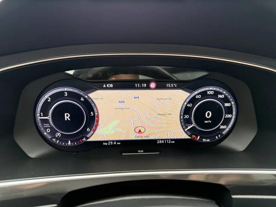 Melns Volkswagen Tiguan 2016 Rēzekne, ar dzinēja tilpumu 2.00 L un nobraukumu 284 tūkst. km par 13990 €, foto 14 vietnē AUTOMOTO.COM.LV