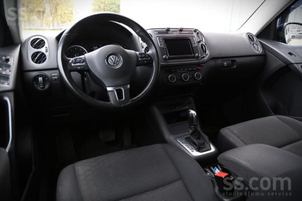 Volkswagen Tiguan 2016 Rīga vietnē Melns Volkswagen Tiguan 2016 Rīga, ar dzinēja tilpumu 1.40 L un nobraukumu 190 tūkst. km par 8995 €, foto 10 vietnē AUTOMOTO.COM.LV