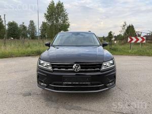 Melns Volkswagen Tiguan 2017 Ogre, ar dzinēja tilpumu 2.00 L un nobraukumu 177 tūkst. km par 17499 €, foto 2 vietnē AUTOMOTO.COM.LV
