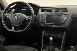 Black Volkswagen Tiguan 2017 in Kaunas, with an engine capacity of 0.00 L and mileage of 79 thousand km for 24761 €, photo 29 on AUTOMOTO.COM.LV