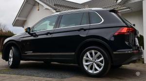 Black Volkswagen Tiguan 2017 in Kaunas, with an engine capacity of 2.00 L and mileage of 177 thousand km for 16900 €, photo 12 on AUTOMOTO.COM.LV