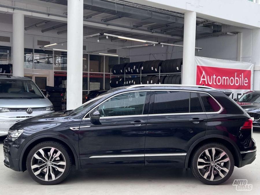 Melns Volkswagen Tiguan 2017 Kauņa, ar dzinēja tilpumu 2.00 L un nobraukumu 63 tūkst. km par 29600 €, foto 3 vietnē AUTOMOTO.COM.LV