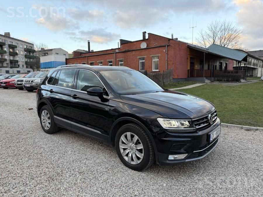 Melns Volkswagen Tiguan 2017 Ventspils, ar dzinēja tilpumu 2.00 L un nobraukumu 237 tūkst. km par 16900 €, foto 1 vietnē AUTOMOTO.COM.LV