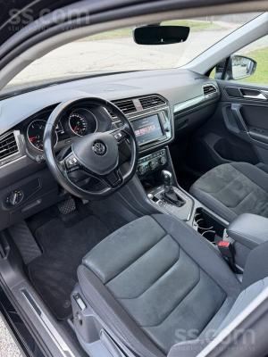 Melns Volkswagen Tiguan 2017 Ventspils, ar dzinēja tilpumu 2.00 L un nobraukumu 237 tūkst. km par 16900 €, foto 8 vietnē AUTOMOTO.COM.LV
