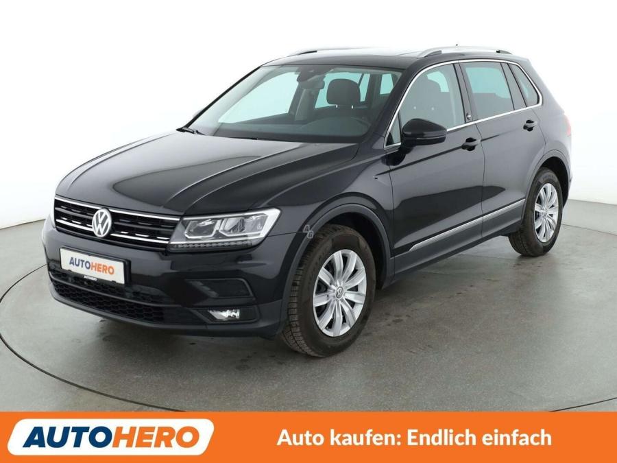 Black Volkswagen Tiguan 2017 in Kaunas, with an engine capacity of 2.00 L and mileage of 92 thousand km for 23358 €, photo 1 on AUTOMOTO.COM.LV