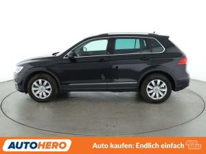 Black Volkswagen Tiguan 2017 in Kaunas, with an engine capacity of 2.00 L and mileage of 92 thousand km for 23358 €, photo 3 on AUTOMOTO.COM.LV