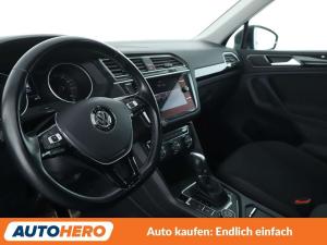 Black Volkswagen Tiguan 2017 in Kaunas, with an engine capacity of 2.00 L and mileage of 92 thousand km for 23358 €, photo 11 on AUTOMOTO.COM.LV